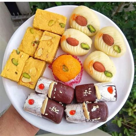 عمران سویٹس اینڈ بیکرز خریڑئ Imran Sweets And Bakers Kharerai