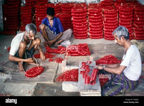 Glass Bangles Checking And Packing In Firozabad Uttar Pradesh India