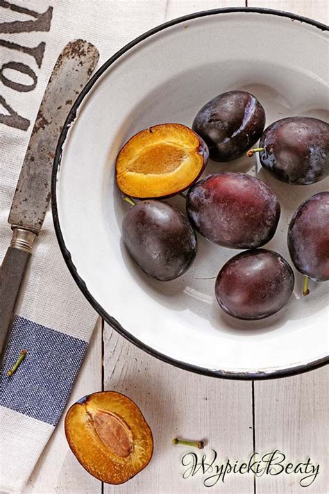 10 przepisów na ciasta ze śliwkami przepis Wypieki Beaty