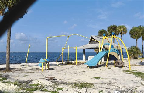 Historic Designation For Yacht Club Ballroom Cape Coral Breeze