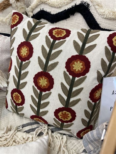 Pin Von Christy Adair Auf Furnishings