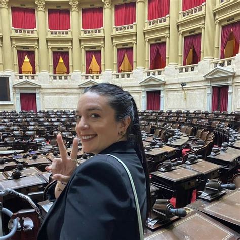 Natalia Scanio Natalia Scanio • Threads Say More