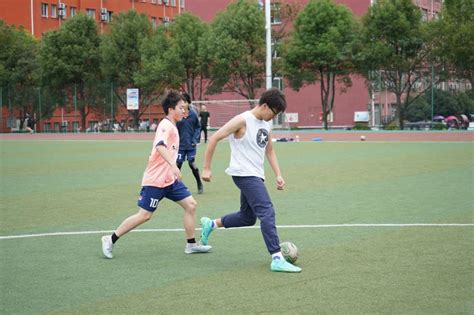 【图片新闻】强健体魄，动起来！ 湖北文理学院