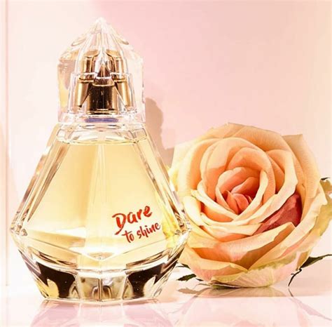 Dare To Shine Eau de Toilette Wewangian beraroma floral dan fruity ...