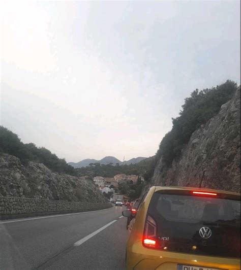 ZAUSTAVLJEN PROMET Teška prometna nesreća u Dubokoj Ljutoj smrtno