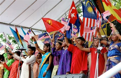 Kepentingan Perpaduan Kaum Di Malaysia Cikgu Bm Tingkatan 5