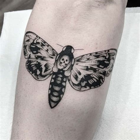 101 Amazing Moth Tattoo Designs You Needs To See Outsons Mens
