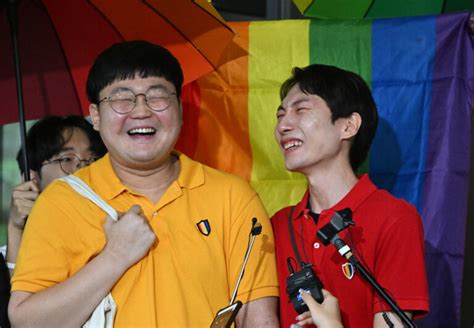 S Korea Top Court Hands Gay Couple Win On Spouse Rights