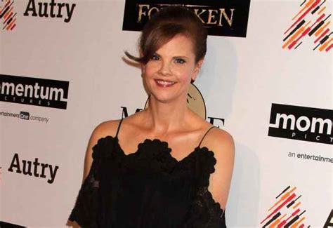 Kiersten Warren Bio Wiki Net Worth Married Age Husband Daughter