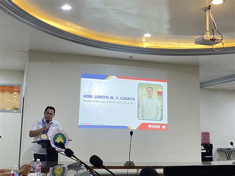 Look I Moa Signing Between Dswd Deped Deped Tayo Gensan