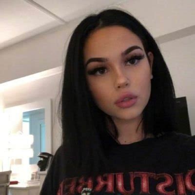 Lola Nudes On Twitter Salut Je Suis Nouvelle Sur Twitter Like RT