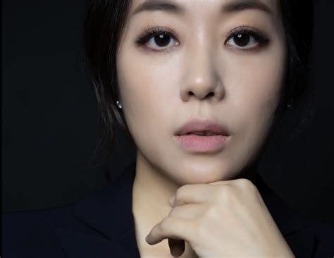 Korean Singer Lee Sang Eun Found Dead In Bathroom Before Concert