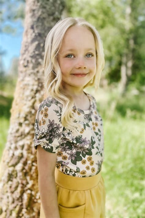 Thyme Shorts With Free Thistle Tee Pdf Sewing Pattern Peony Patterns