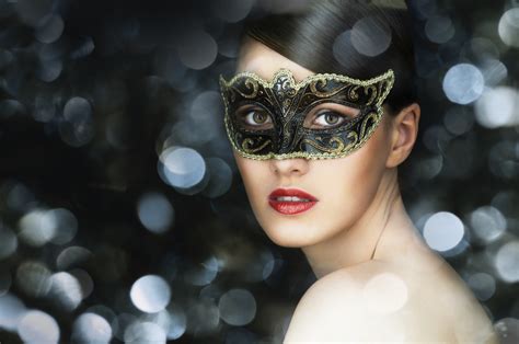 Makeup To Wear With Masquerade Mask Saubhaya Makeup