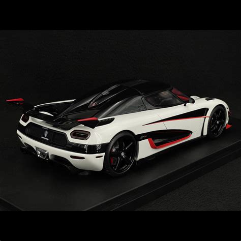 Koenigsegg Agera RS 2015 Arcticweiß 1 18 GT Spirit GT877