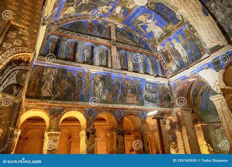 Goreme Cappadocia Turkey 15122021 Frescos Y Murales En La Antigua