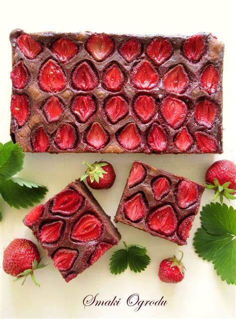 Smaki Ogrodu BROWNIE Z MASCARPONE I TRUSKAWKAMI