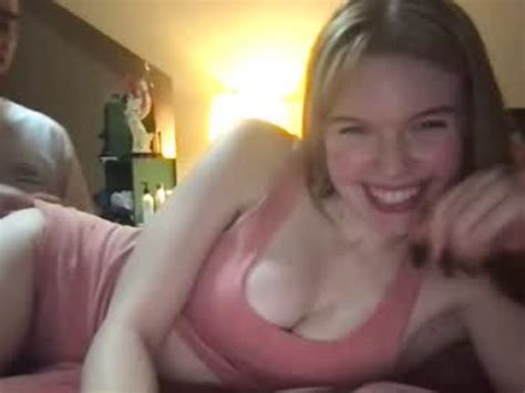 Does Anyone Know Where There Is More Content Of Her 1522137
