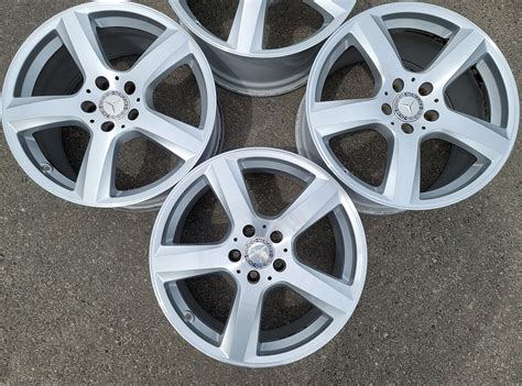 인천휠cls커스텀휠 ﻿18인치 벤츠 Cls250 순정휠 실버폴리쉬 중고휠 한대분 85j 95j 네이버 블로그