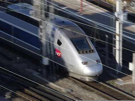 life in brief roger tallon prolific designer behind early tgv and