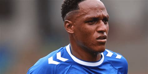 Figura De Everton Reveló La Verdadera Cara De Yery Mina En Inglaterra