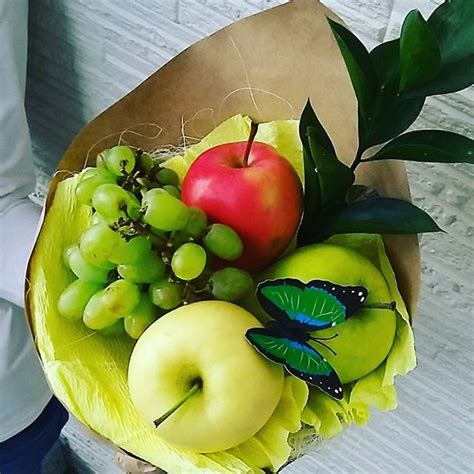 Букеты из овощей и фруктов