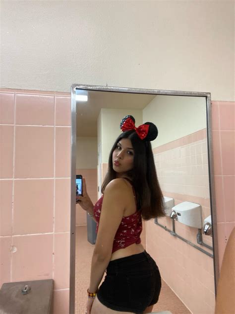 Julia Xoxo Juliaa On Threads