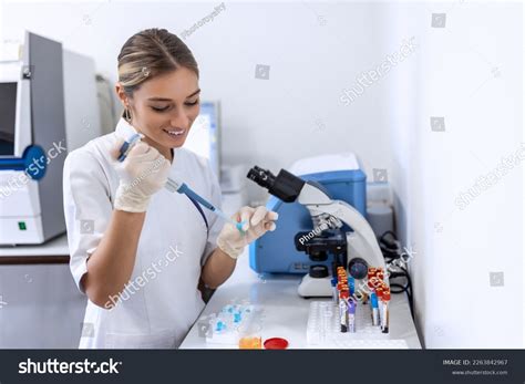 148 Thousand Chemistry Lab Work Royalty Free Images Stock Photos Pictures Shutterstock