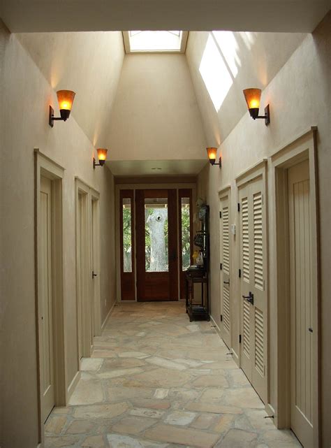 15 Impressive Hallway Door Ideas to Connect Your Rooms Nicely – La Urbana