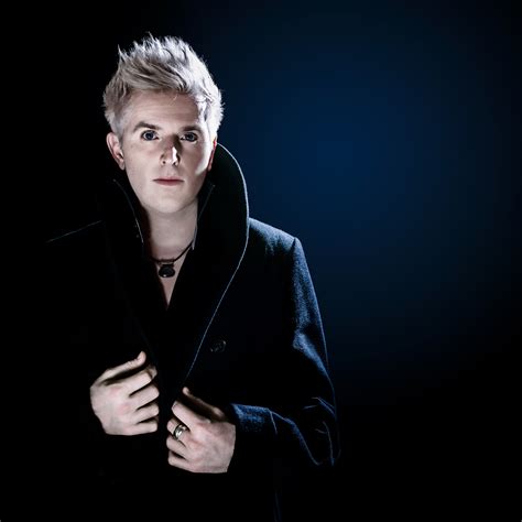 Portraits Dan Ettinger