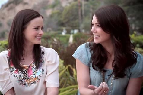 Watch The Official ‘gilmore Girls A Year In The Life Netflix Trailer — Video Tv Entertainment