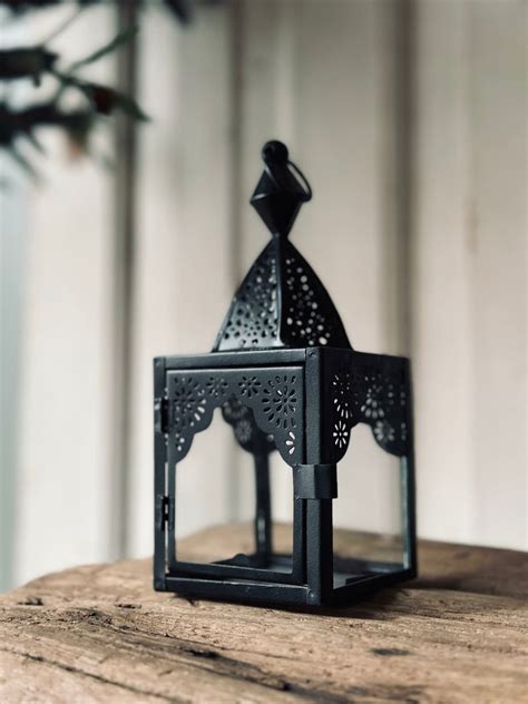 Lykta Mini Svart Elegant Design I Metall Och Glas Viamaja Se