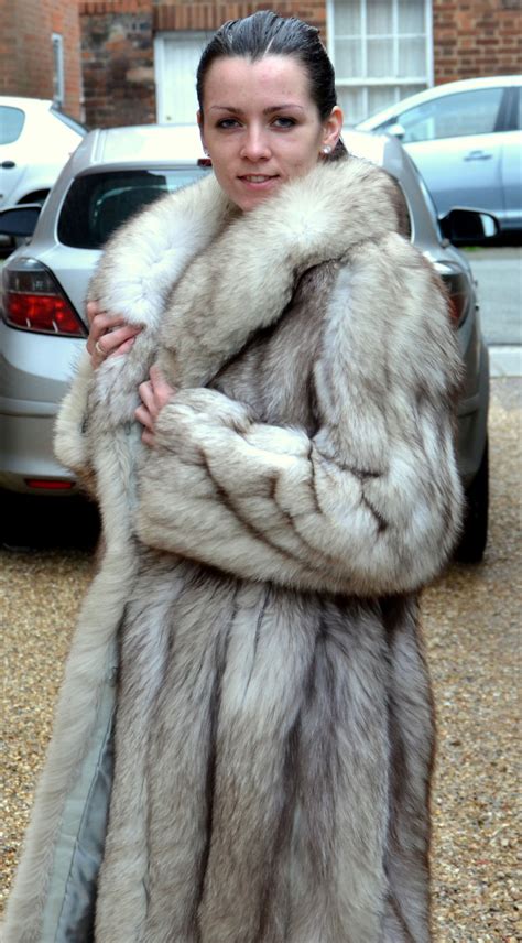Lafourrure2 Sophia Love Fox Fur Coat