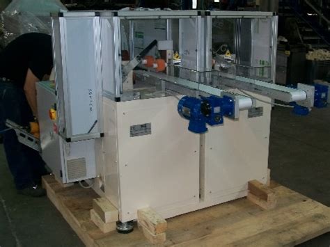 Horizontal Flow Wrapping Machine Certification ISO At Best Price In Ahmedabad