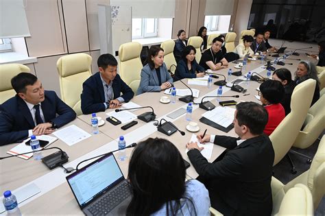 “Улаанбаатар хотын тогтвортой авто зам тээвэр” төслийн дунд хугацааны үнэлгээг энэ сарын 31 нд