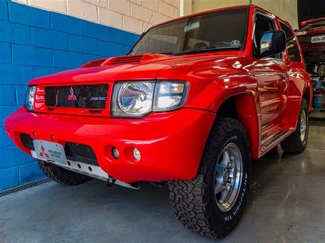 Cars Mitsubishi Pajero Evolution