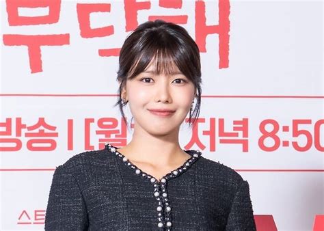 ‘금주를 부탁해 최수영 “알코올 중독 연기 주변인 관찰해”