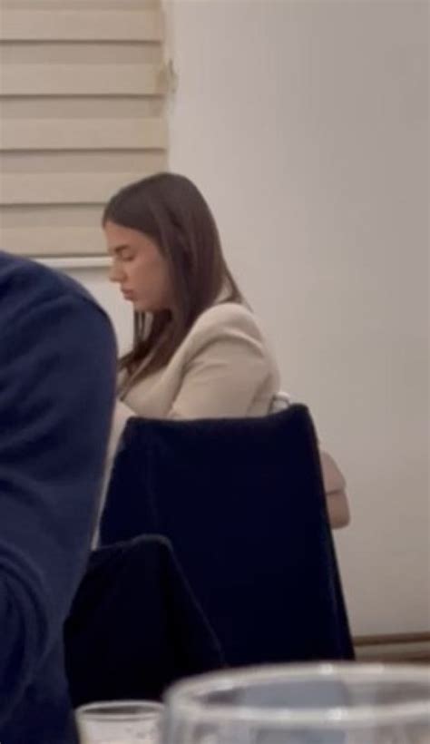Una Čolić Prvi Put Uhvaćena U Javnosti Sa Dečkom