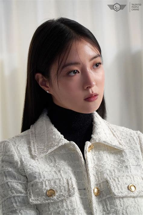 더쿠 오늘자 이세영 소속사 네이버포스트