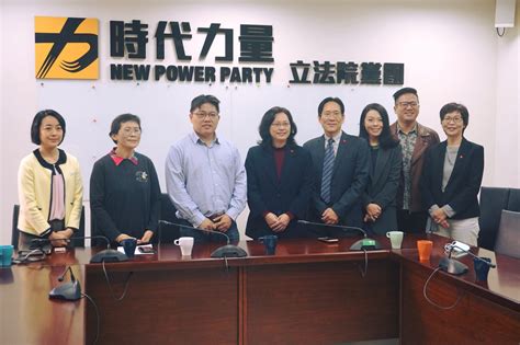 時代力量立法院黨團 台灣民眾黨黨團總召賴香伶委員於今（12）日，率領其他四位委員拜會時代力量立法院黨團。時代力量立