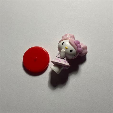 Hello Kitty Peach John Figurine Hobbies And Toys Toys And Games On Carousell