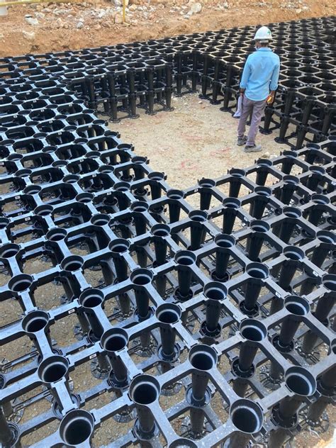 Hdb Playground Design With Shade And Drainage Features Stratavault™ Rootcell®