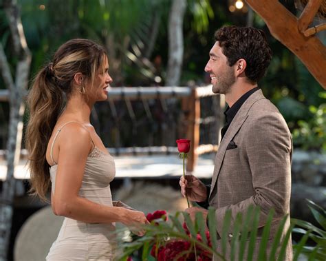 Bachelors Kelsey Anderson Wears Joey Graziadeis Jacket On Date Night