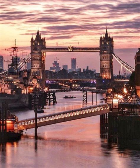 Уйдах Уйдах завгүй 1 минутын үл хөдлөх Агент М Долгормаа