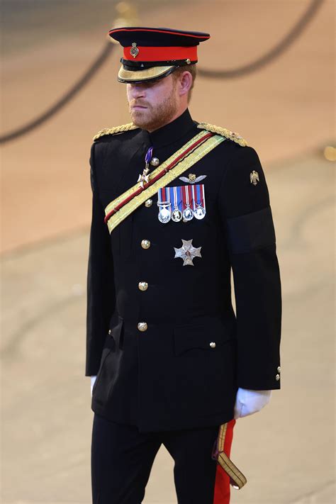Prince Harry Wears Military Uniform At Queens Vigil Photos Us Weekly