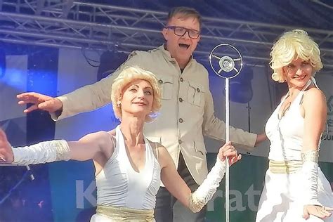 PETR KOTVALD KONTAKT koncert Taneční hity a skvělá show