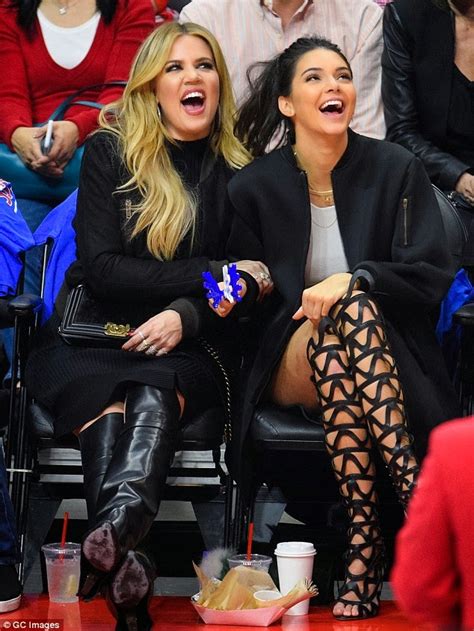 Kendall And Khloe Kardashian Booed At A Basket Ball Game Photos