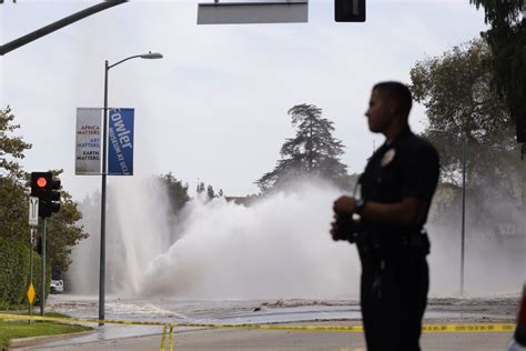 Dwp Defends Response To Ucla Flood Says Crews Had To Find Valve Los
