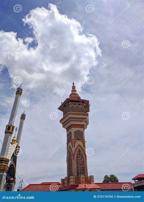 Stand Building For Everyone Stock Image Image Of Stand Cathedral