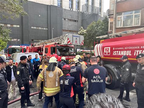 Varios Muertos En El Incendio De Un Edificio En Estambul
